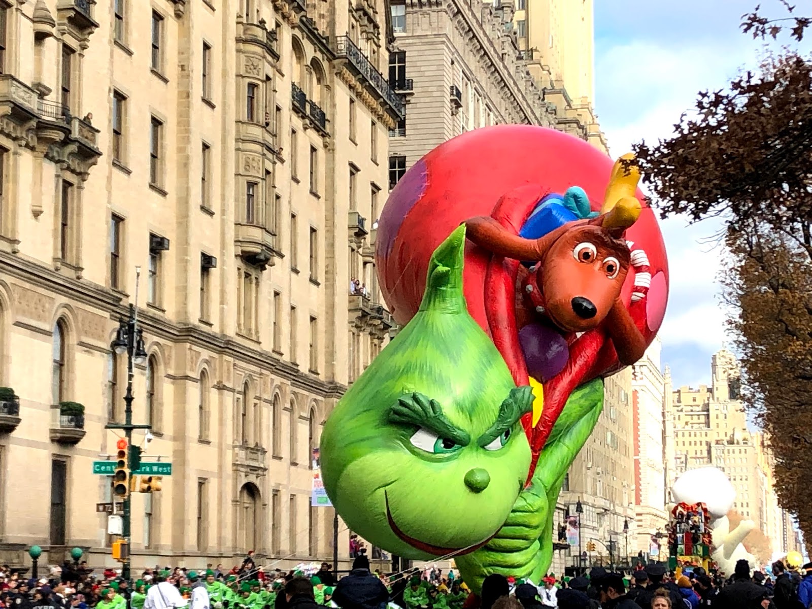 Love That Max : The joy of sharing a family first together