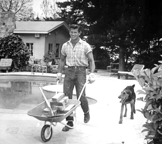 Poseidon's Underworld: March 2013