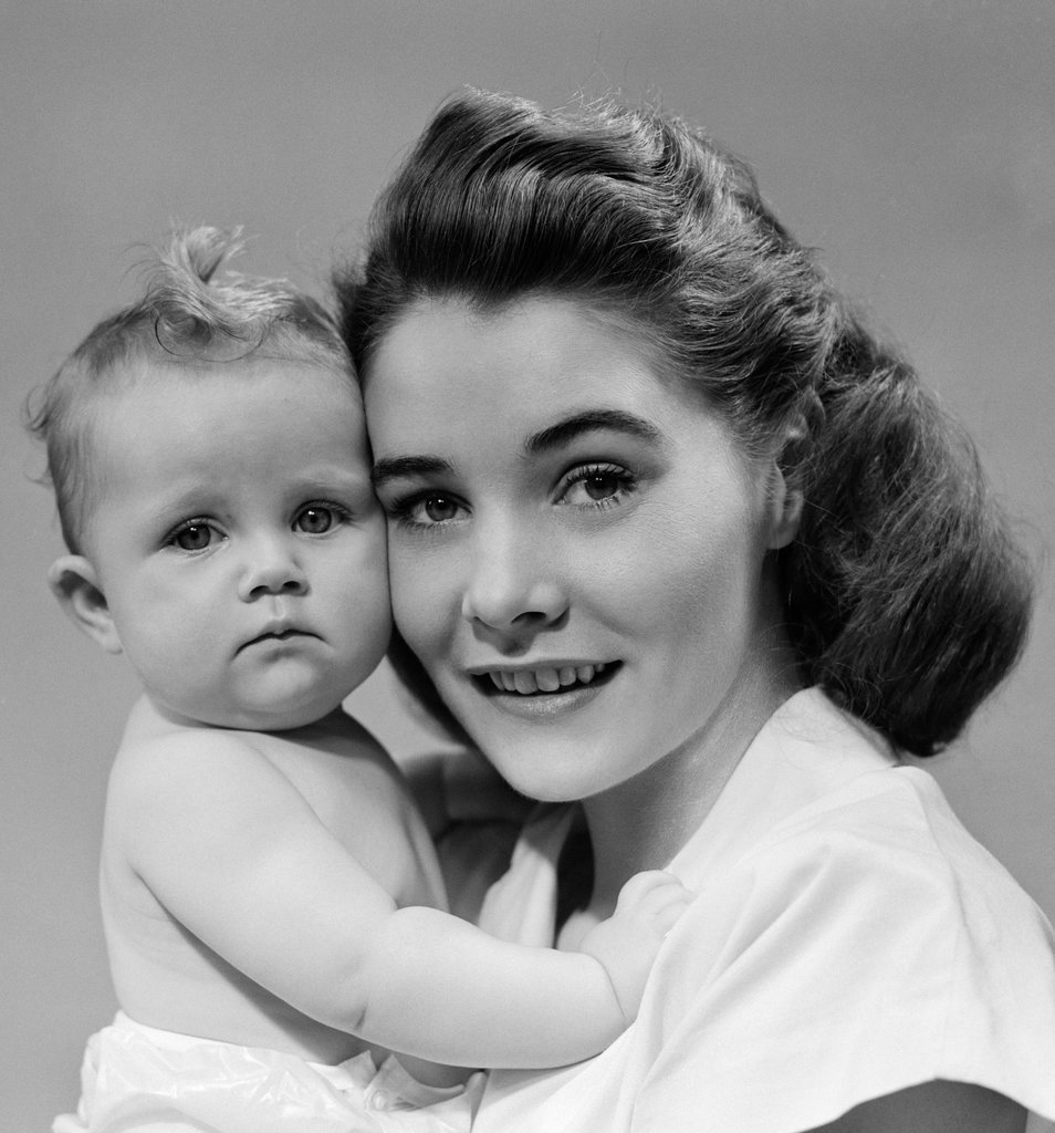 Mothers In The 1950s Left Their Babies Alone Outside