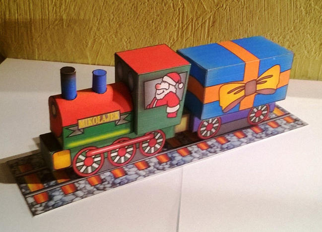Simple Christmas Train Paper Toy | Paperized Crafts