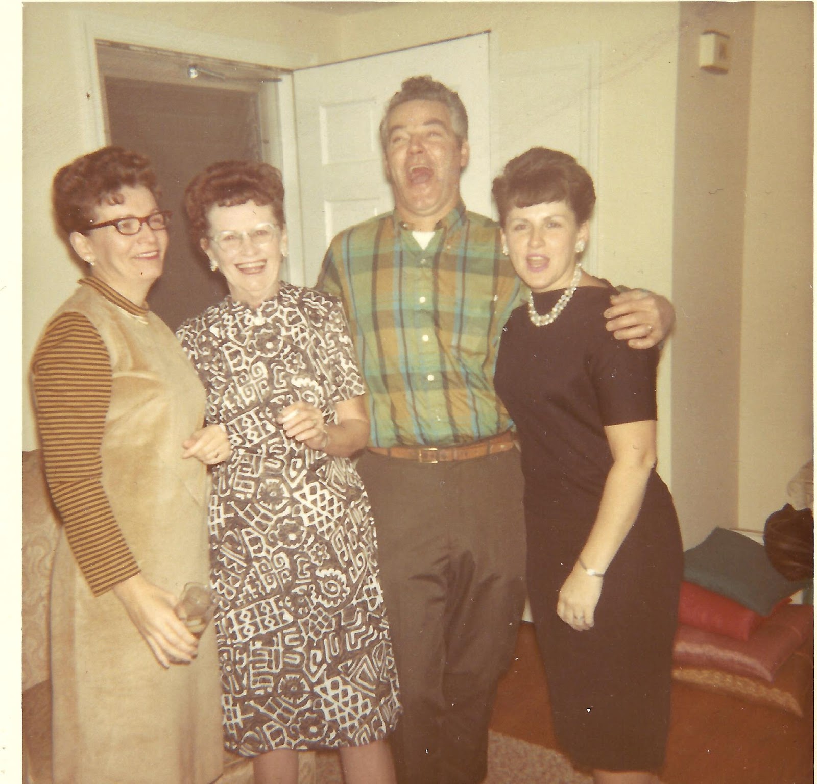 Boettcher/LeVangie Family Photos: 9 BOETTCHER SIBLINGS (Al and Theresa ...