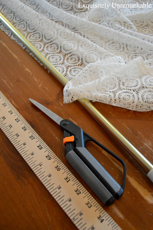 Easy Rod Pocket Lace Valance Pattern - Exquisitely Unremarkable