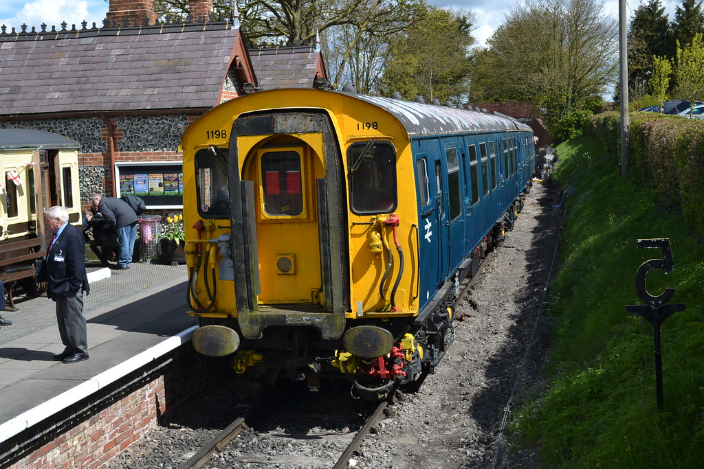 British Diesels and Electrics: Class 411 (BR Eastleigh Express Services ...