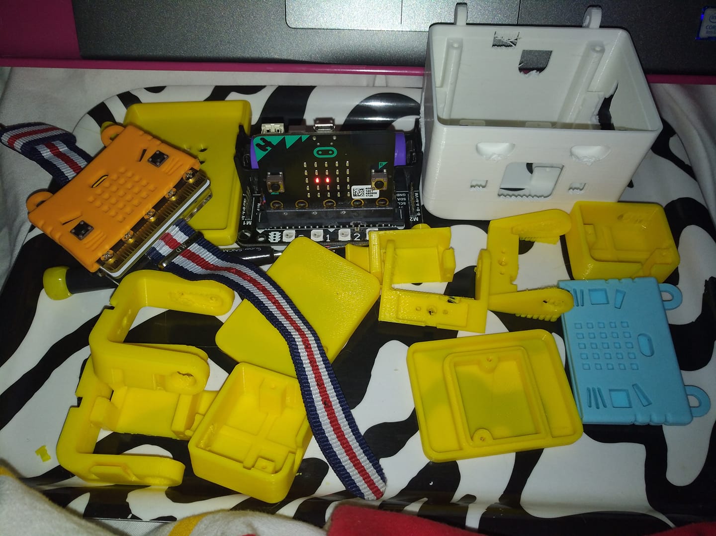 Ottík Kittenbot Robot:bit