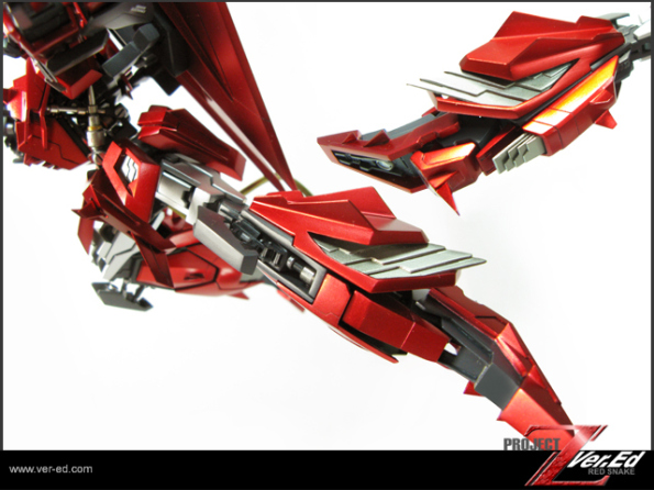 Eday's HGUC 1/144 Zeta Gundam Red Snake Custom Build