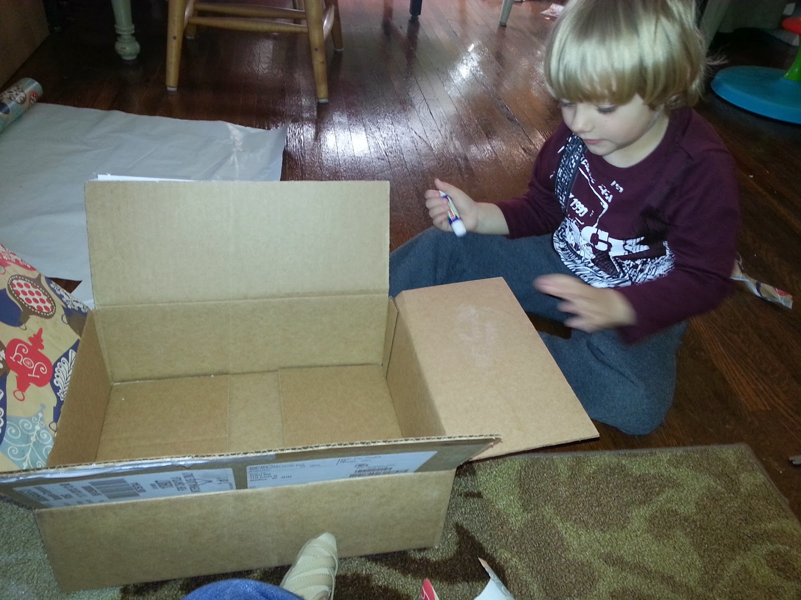 Elf Magic: A Magical Holiday Tradition #ElfMagic #Elfcapads - Mommy's ...