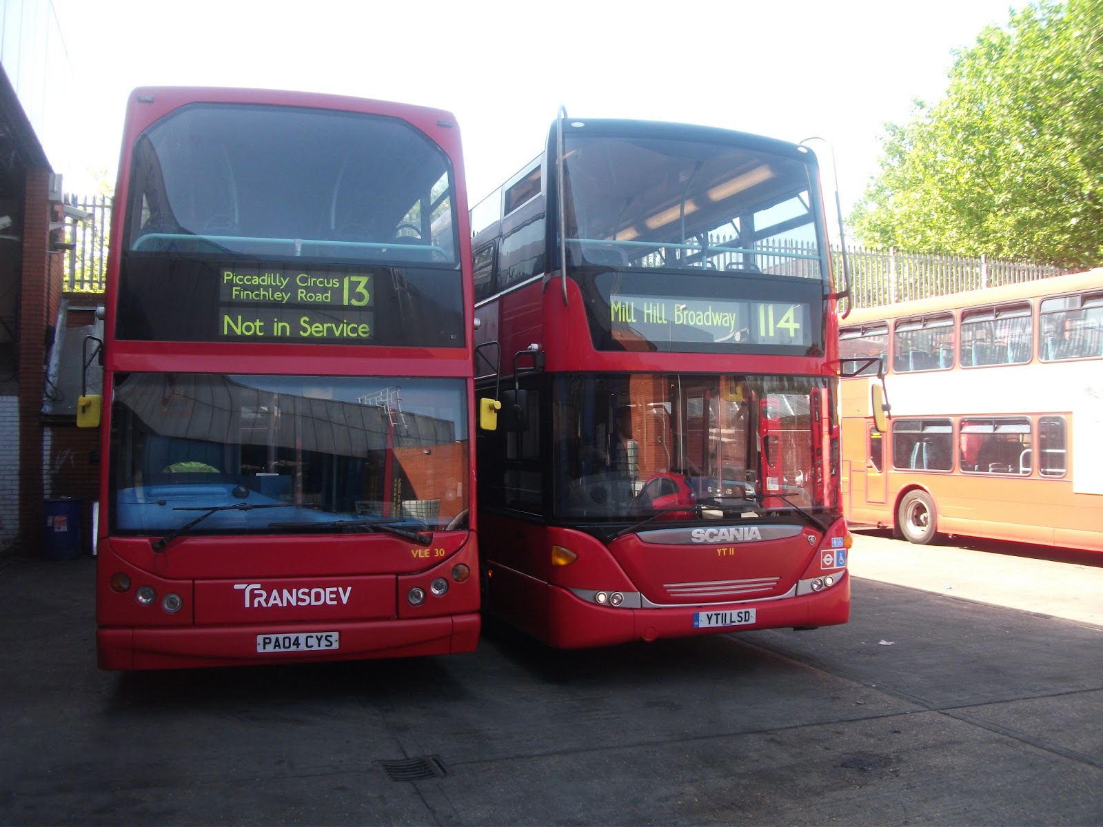 The Circle of London : London Sovereign Edgware Garage [BT]..New ...