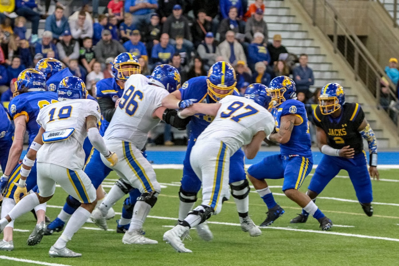 Position Preview: Defensive Ends – Jackrabbit Illustrated