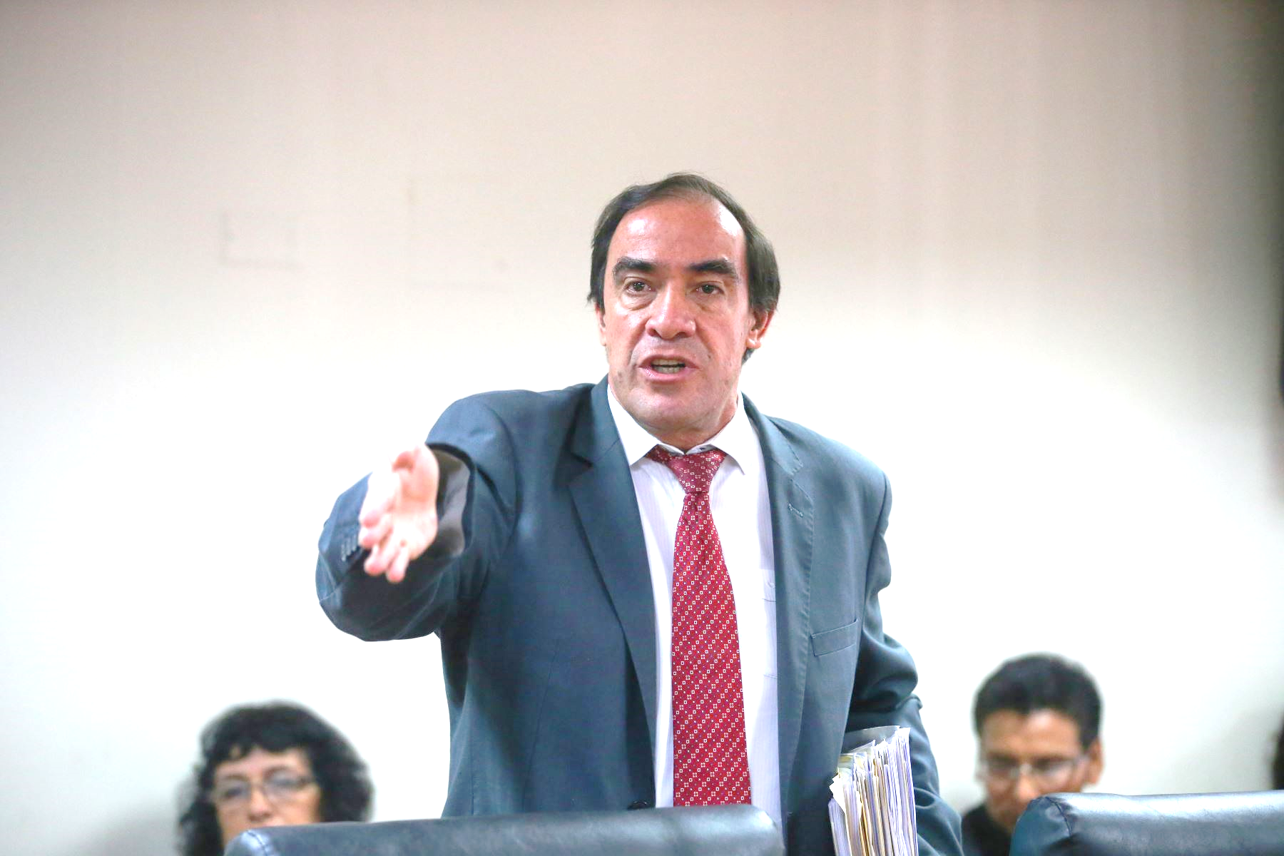 Yonhy Lescano: Lescano de Acción Popular pide seguir en la lucha ...