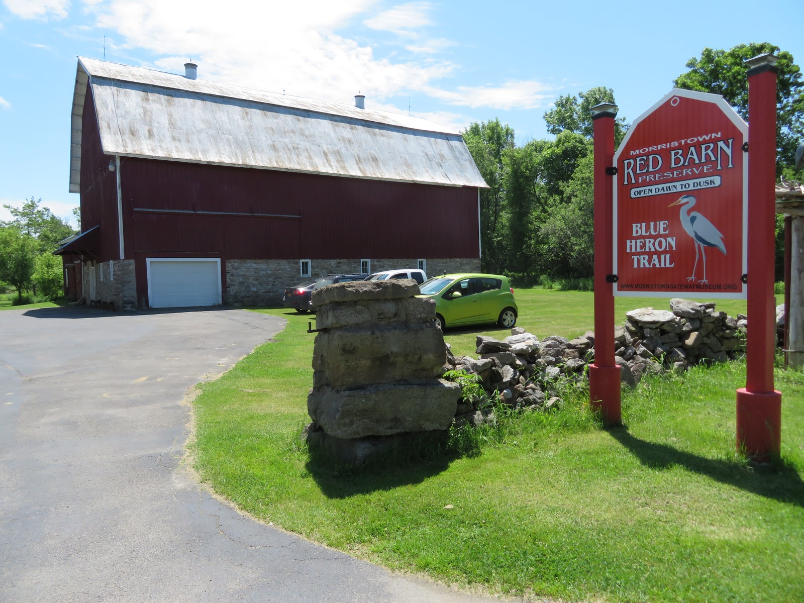 Singer Castle Blog & More: Red Barn Preserve Trail hiking updated