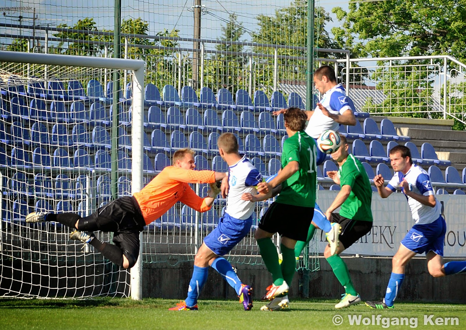 Sports, Groundhopping: SK SFM Senec - FC STK 1914 Samorin, Erste Liga ...