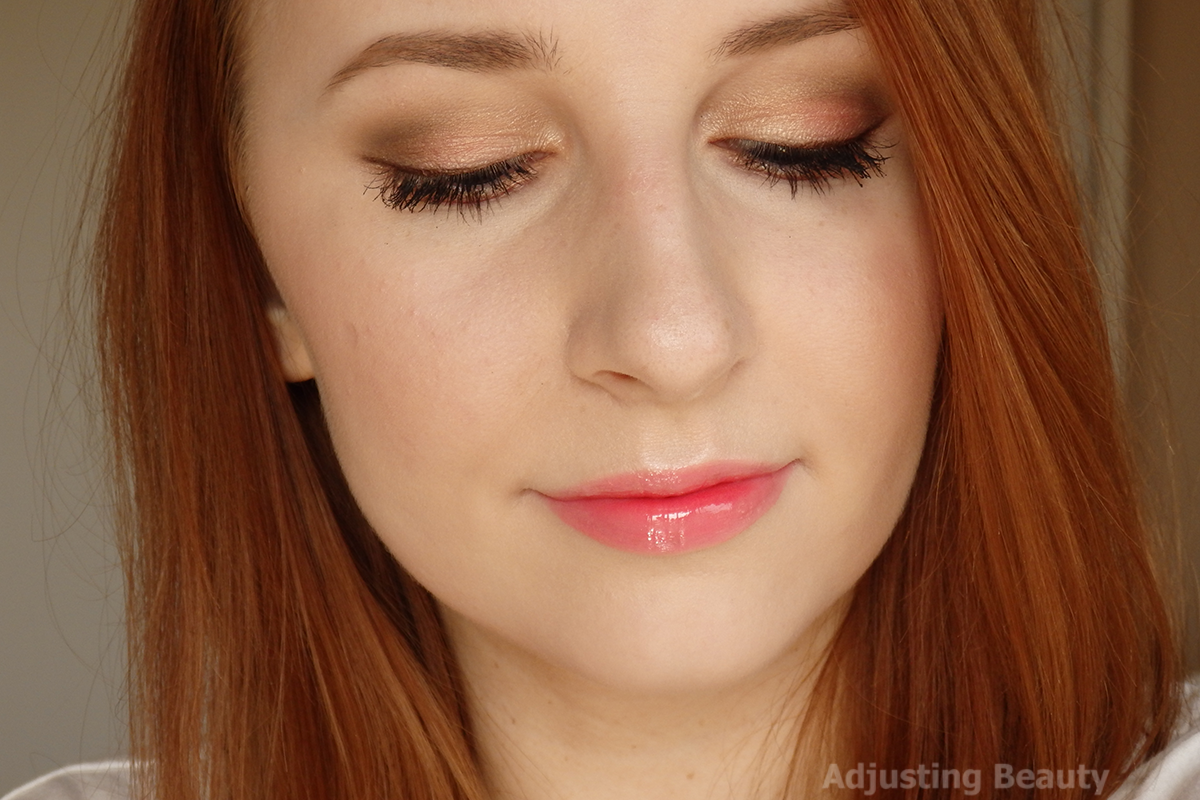 Soft Coral Spring Makeup - Adjusting Beauty
