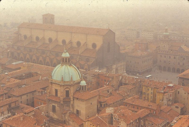 Everyday Life of Italy in the Early 1980s Through Fascinating Photos ...