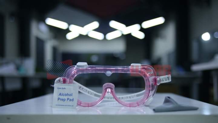Medical Gear/Goggles For Doctors - Mi Traders
