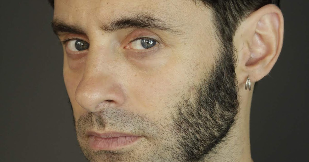 El actor Denis Gómez estrena "El Vecino" de Netflix el 31 de diciembre