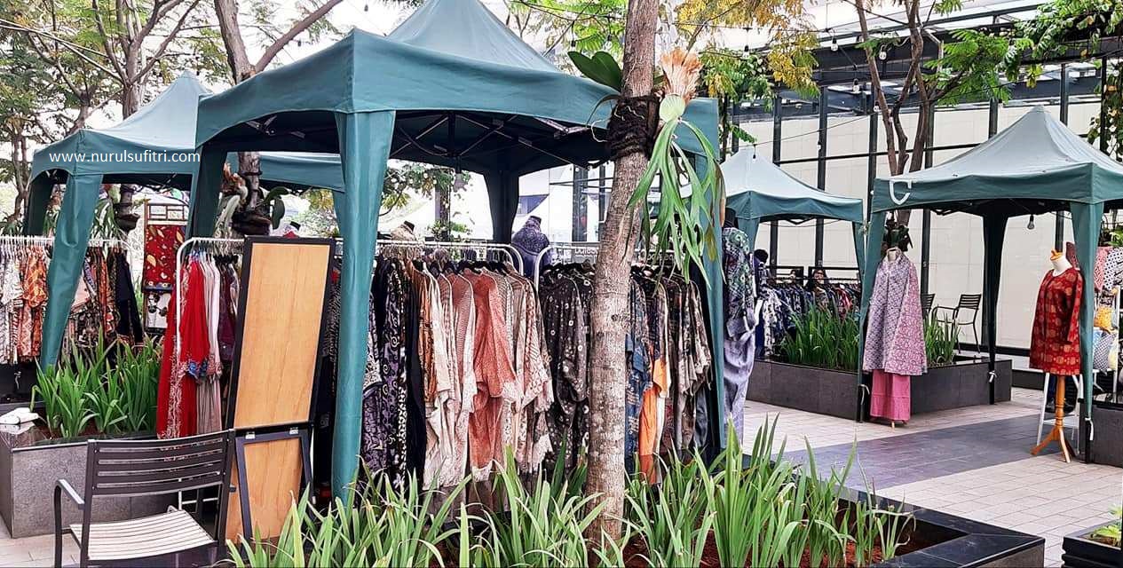 Sambut Hari Batik Nasional, Cibis Park Hadirkan Pesona Batik Nusantara ...