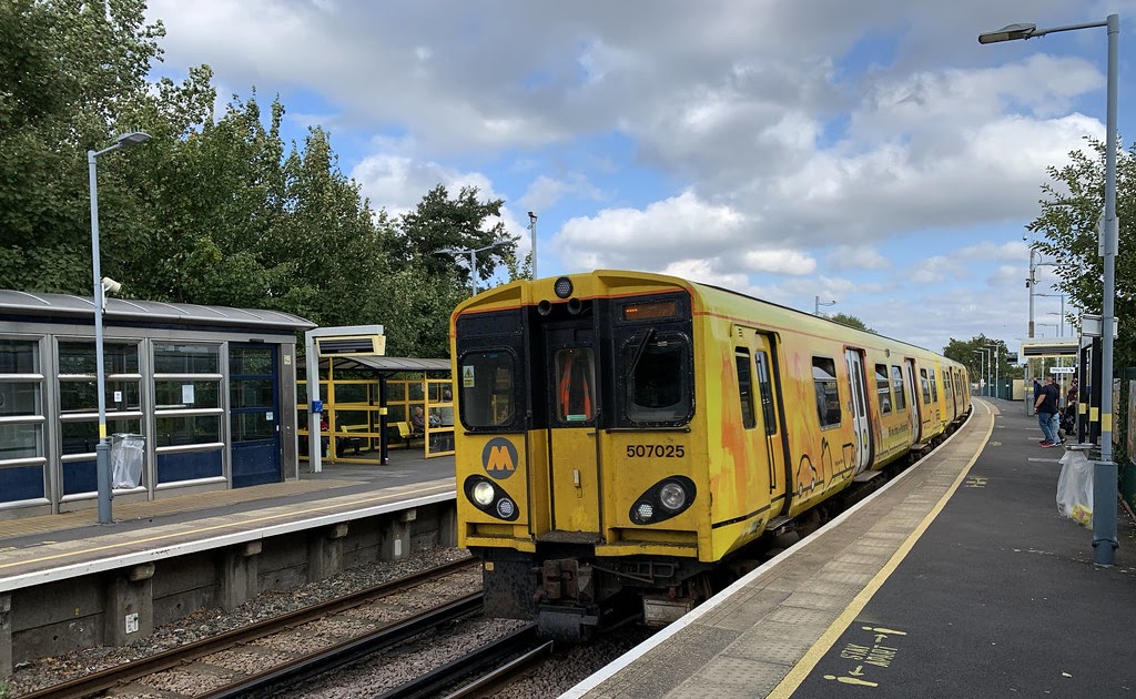 Calling at... British railway stations: Bootle New Strand (BNW)