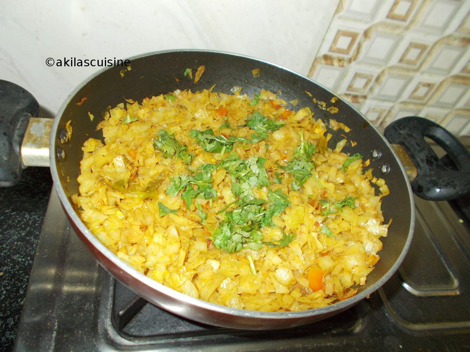 Simple Cabbage Sabzi | Gobi Sabzi
