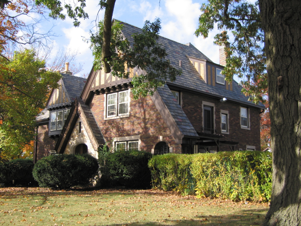 Chariton's Square Deal: Combs House