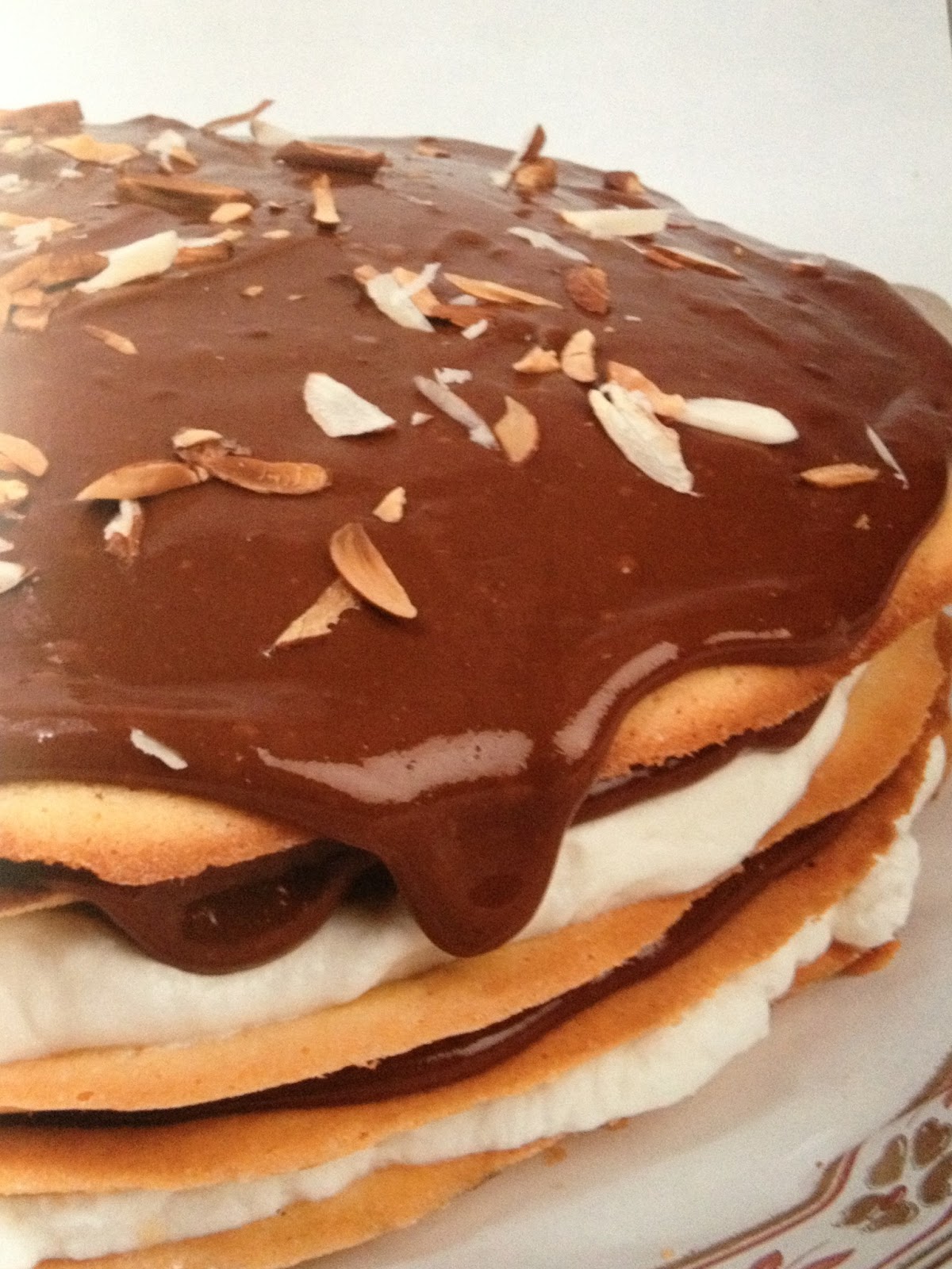 BRUSELINA DE BUTTERSCOTCH ~ Pastelería Palomino