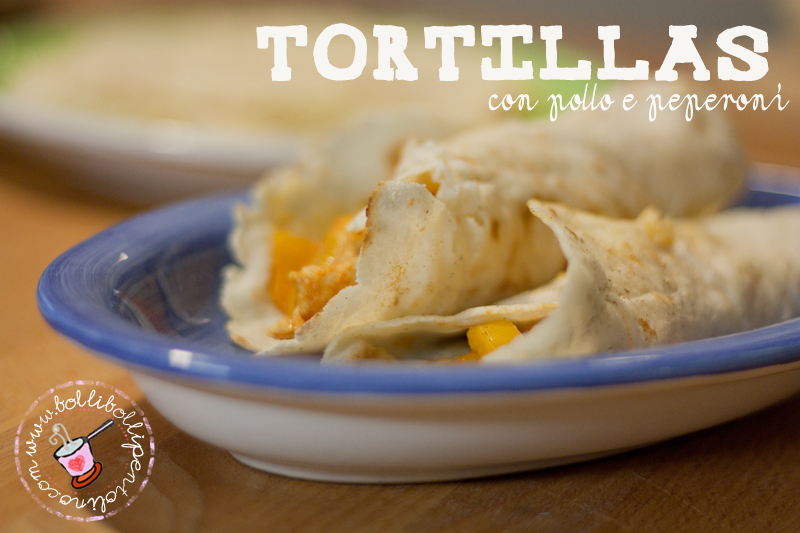 Bolli bolli pentolino: tortillas di mais ripiene di pollo e peperoni