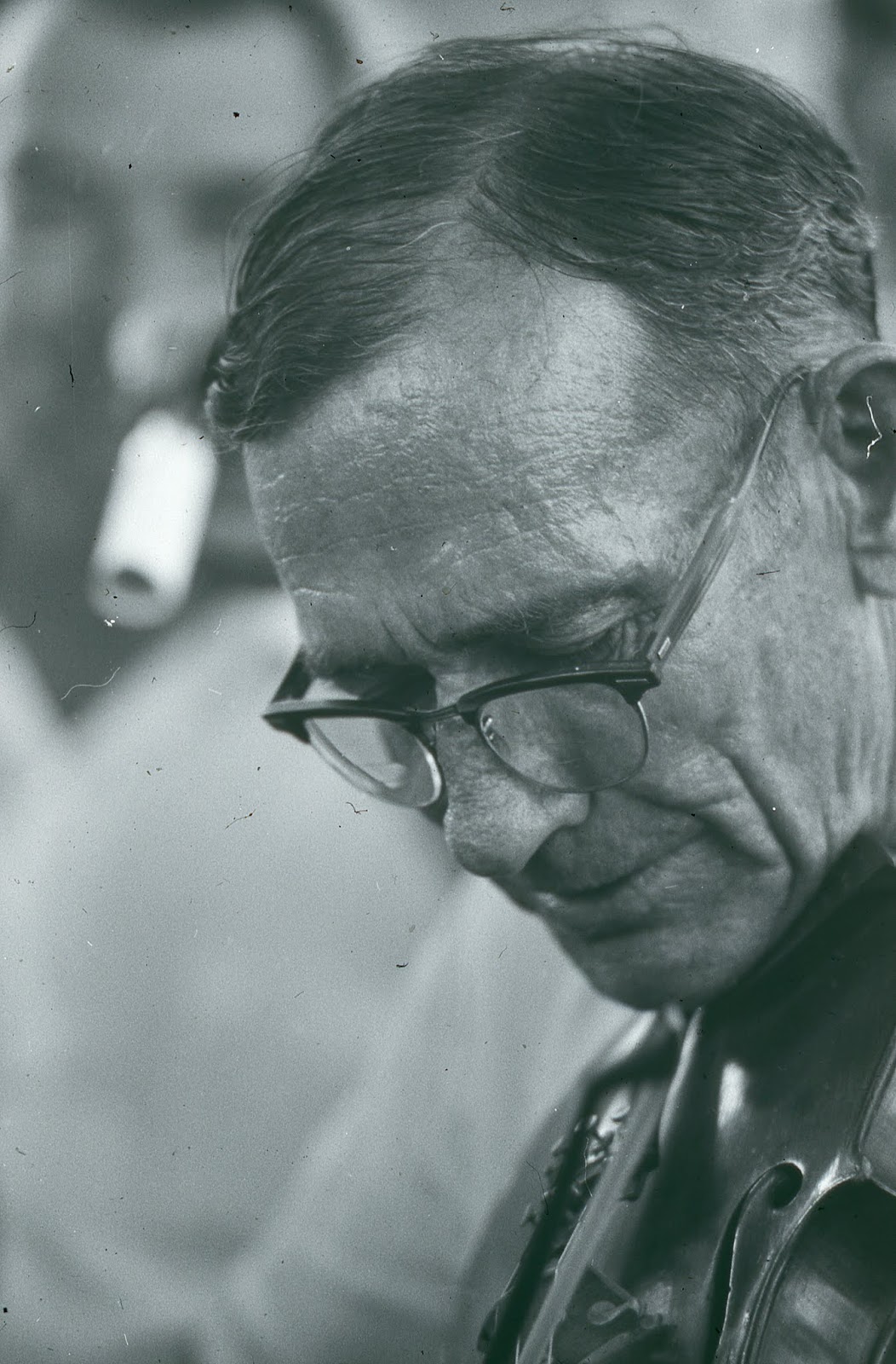 Benny Thomasson - A Radio Portrait of an Old-Time Fiddler