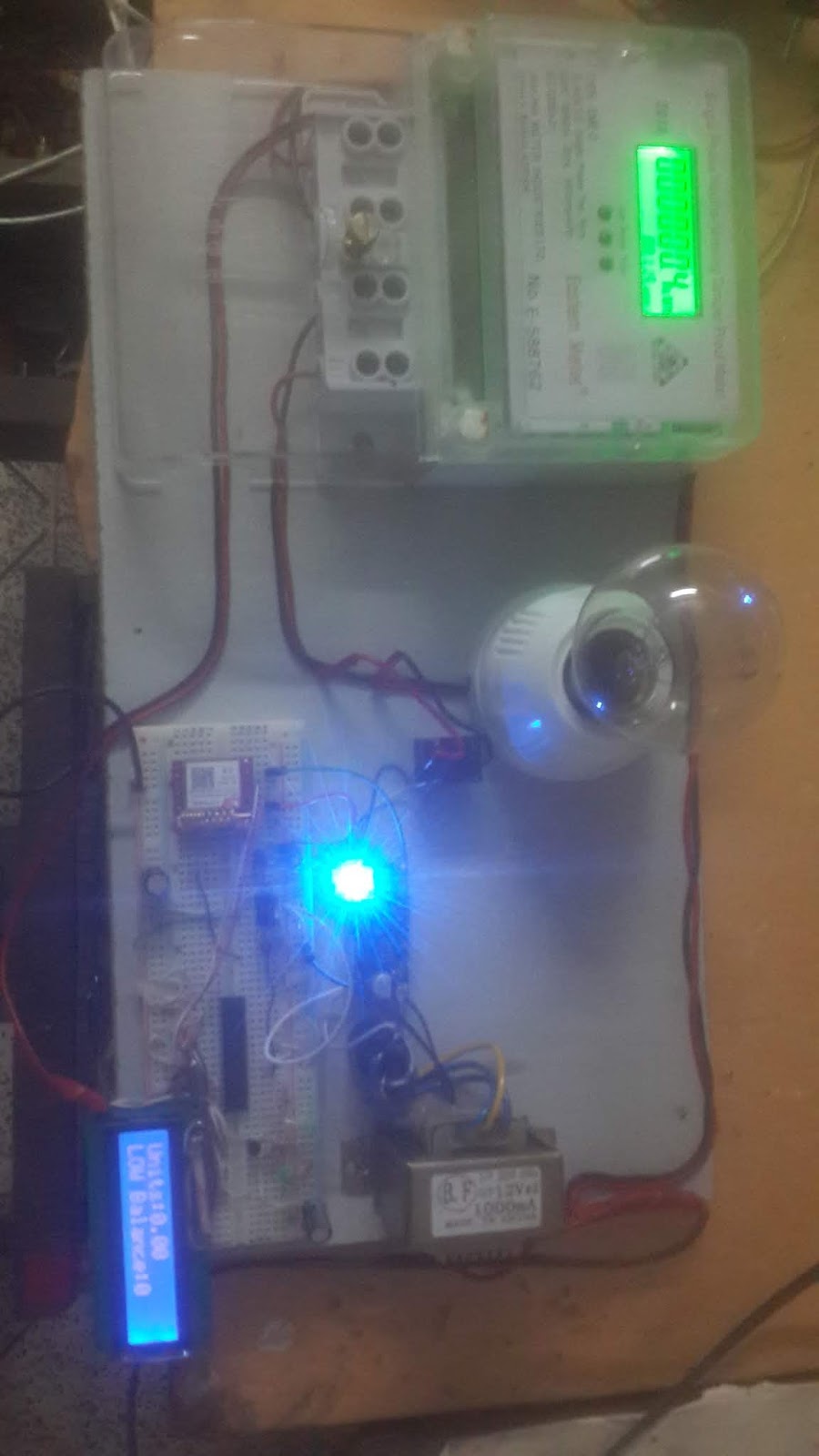 Prepaid Energy Meter using GSM and Arduino - Mechatronics LAB- Internet ...