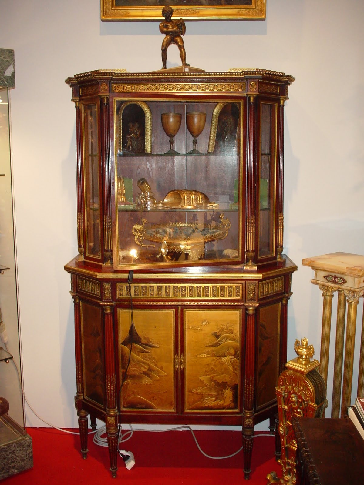 NURIA PALACIOS ANTIGÜEDADES