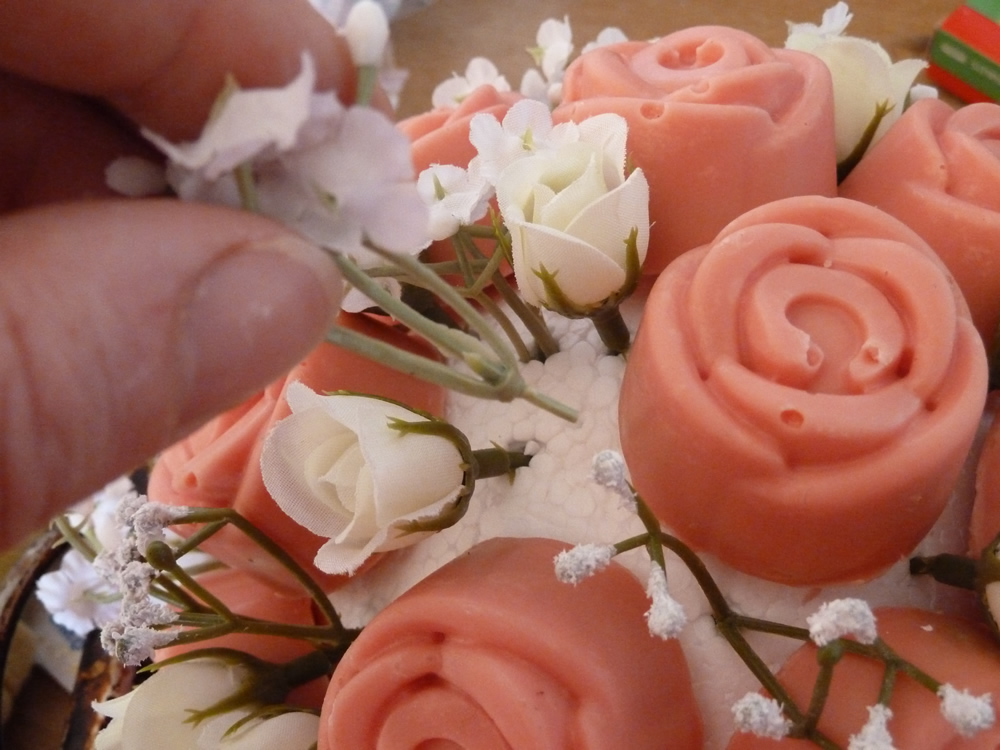 SiliconeMoulds.com Blog: Rosebud Fudge Candy Bouquet - Sugar Overload ...