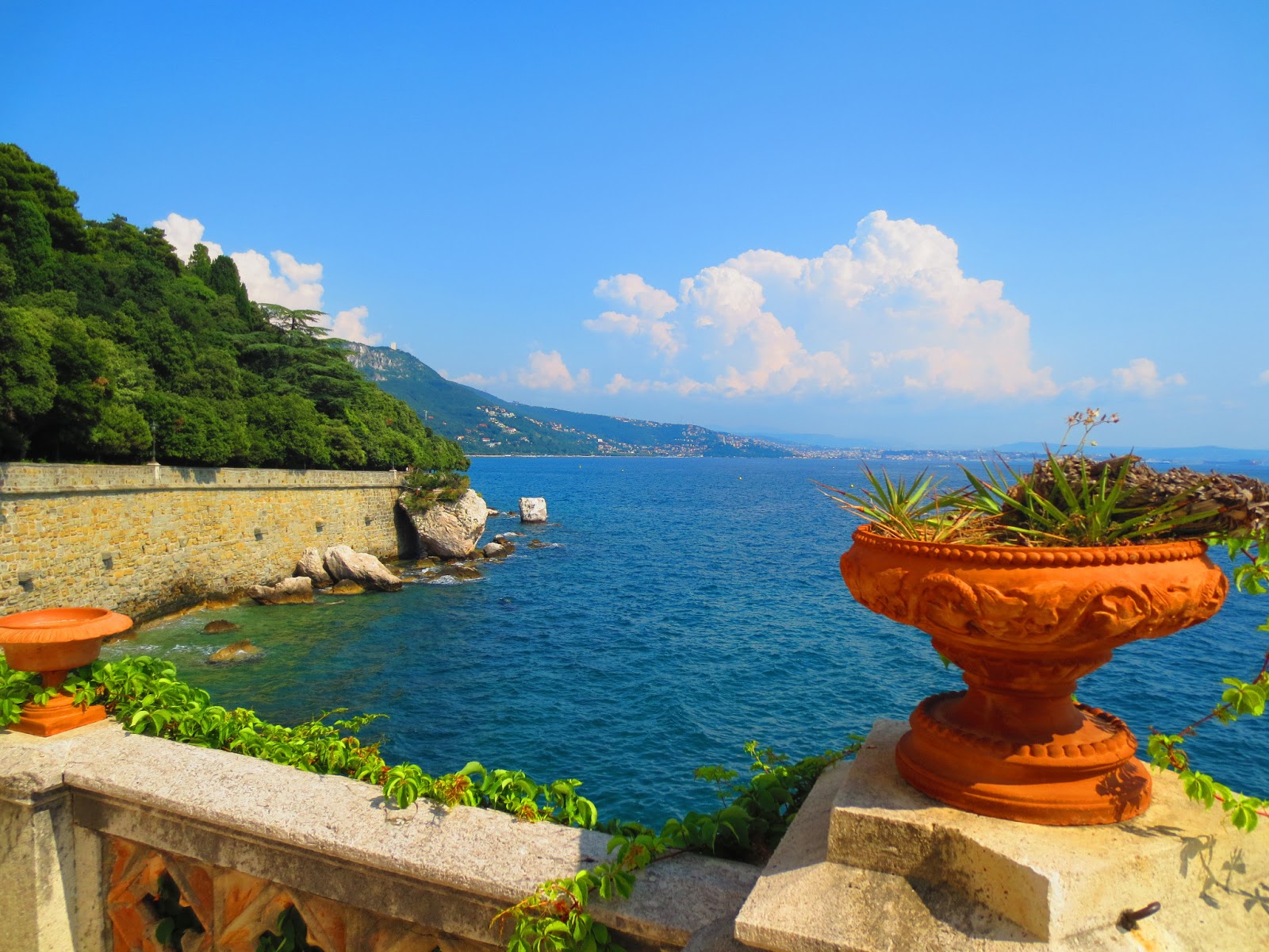 Égszínkék Adria: Trieszt