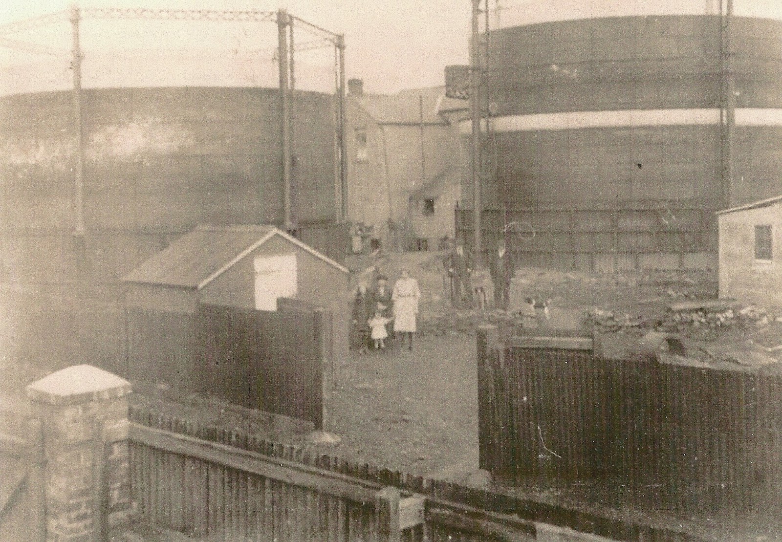 wivenhoe Heritage.: Before we had North Sea gas.