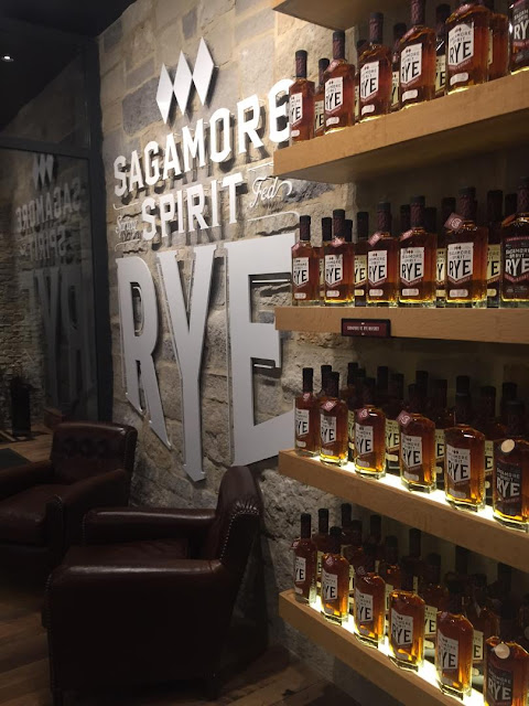 A Hodgepodge of Travel - A Holiday Centric Hotel, A Rye Whiskey ...