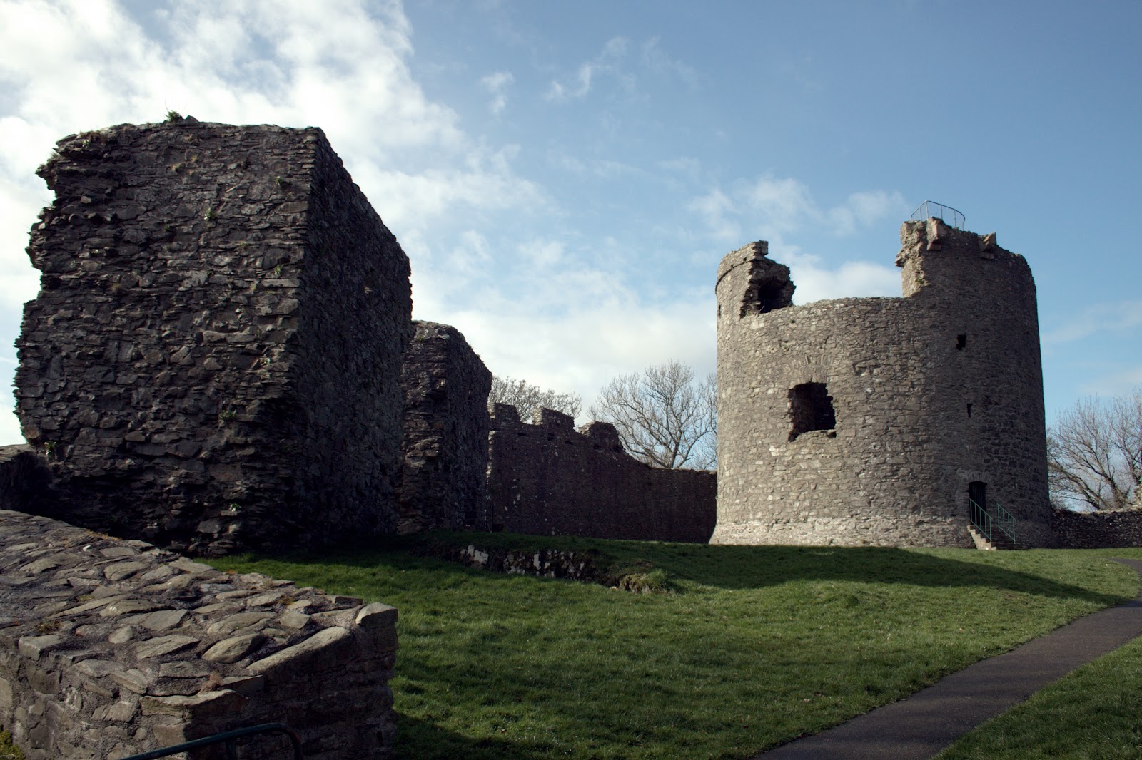 Historic Sites of Ireland: Dundrum Castle
