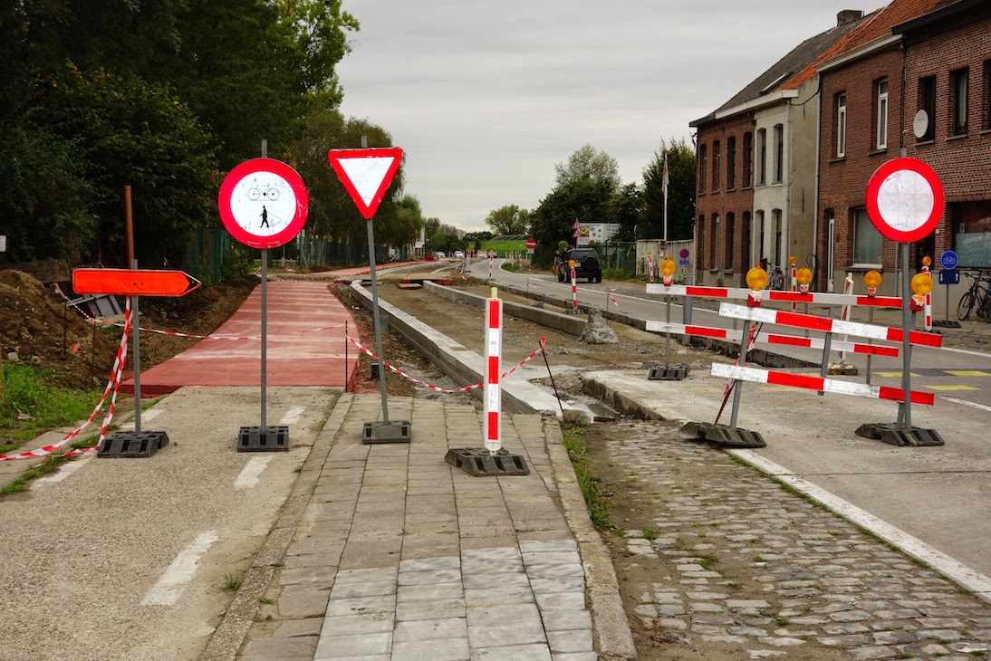 Weg Wan Beheer: Lier, werf N14: Mechelsesteenweg x Hoog-Lachenen