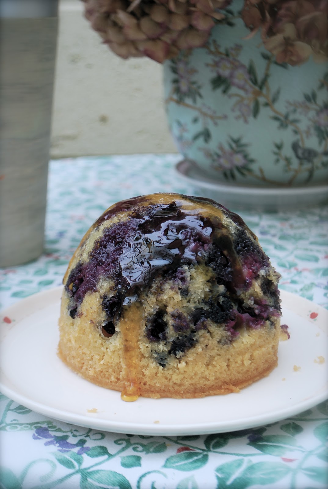 Fuggle Antics: Mumma's Blueberry & Vanilla Steamed Sponge