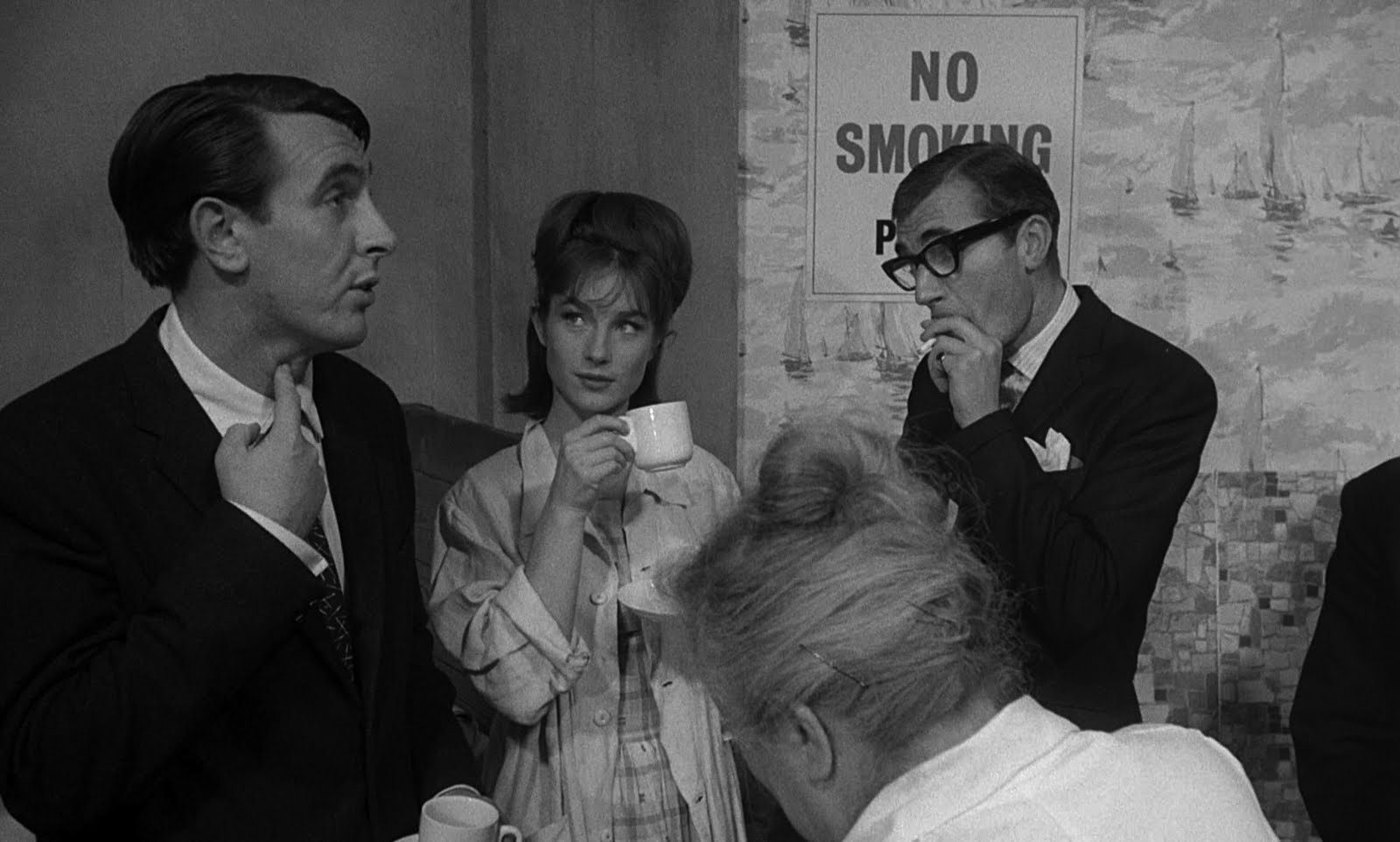 Cathode Ray Tube: BRITISH CULT CLASSICS - Lunch Hour / BFI Flipside Blu ...