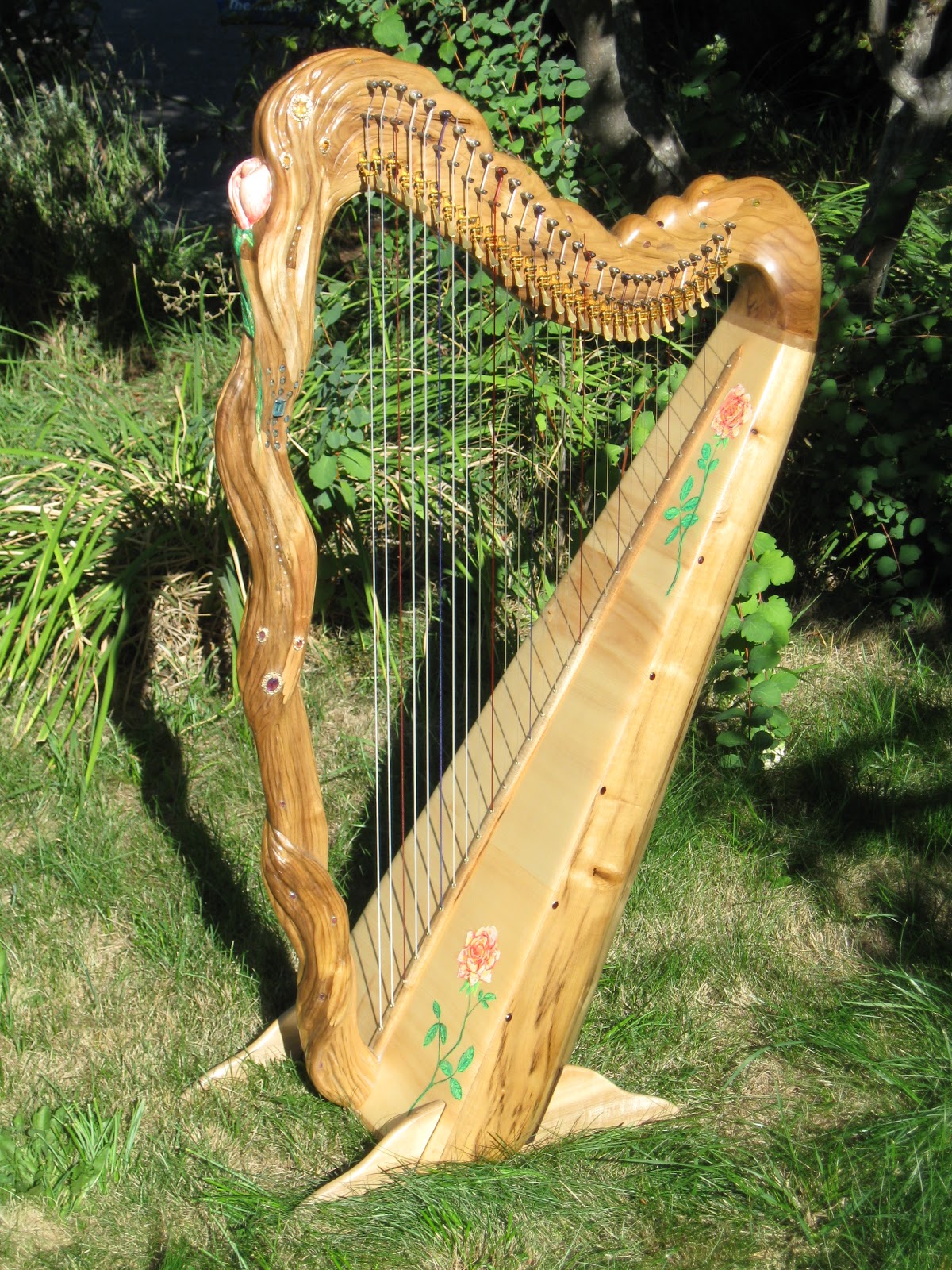 The Custom Harp builder, Glenn J. Hill of Mountain Glen Harps: June 2011