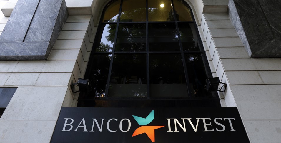 Banco Invest está a recrutar com urgencia (12º ano) - Oferta d'Emprego