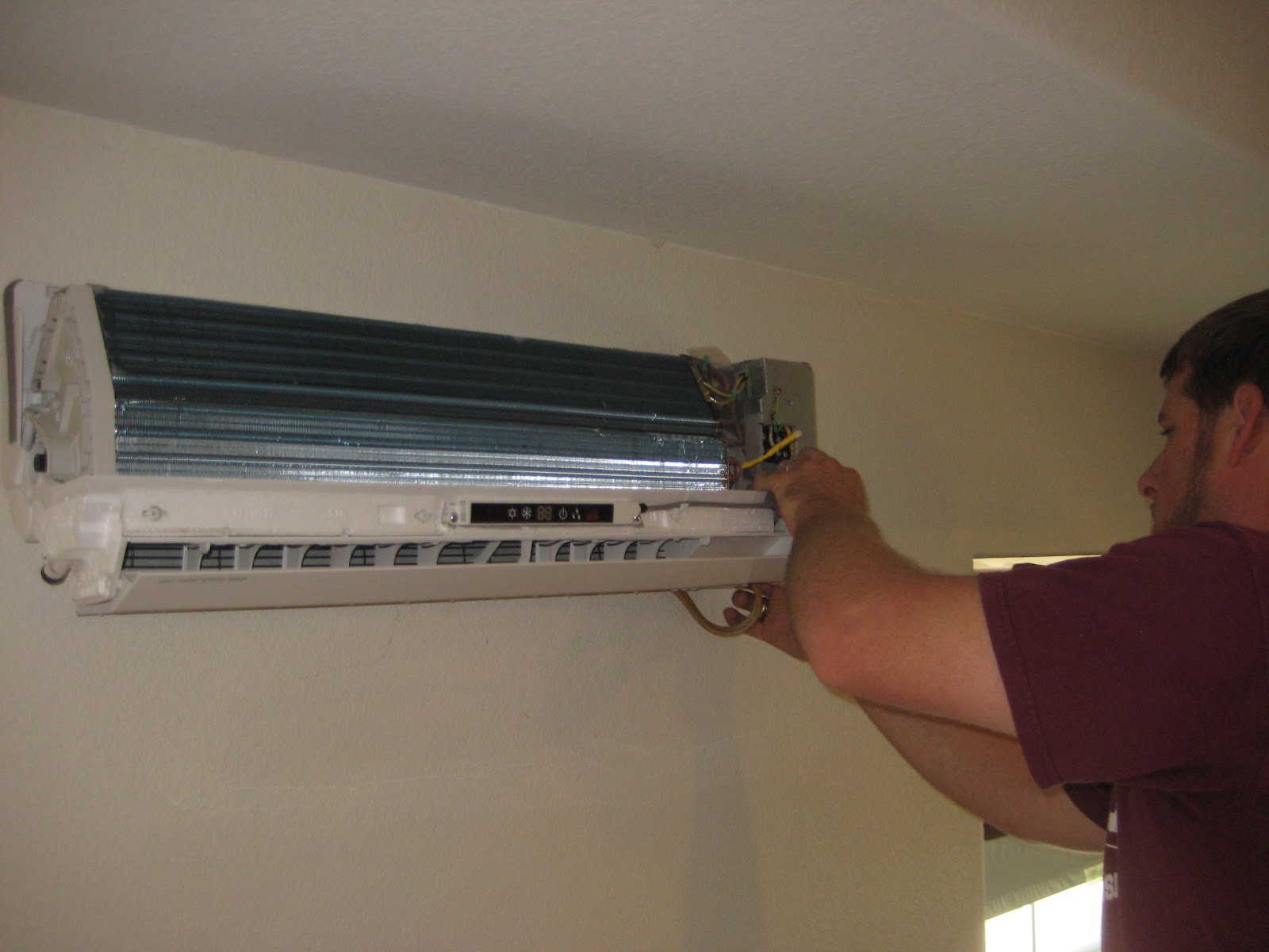 Our Dichotomous Life: new Tech.. desert cabin AC.....Mini-Split system 110V