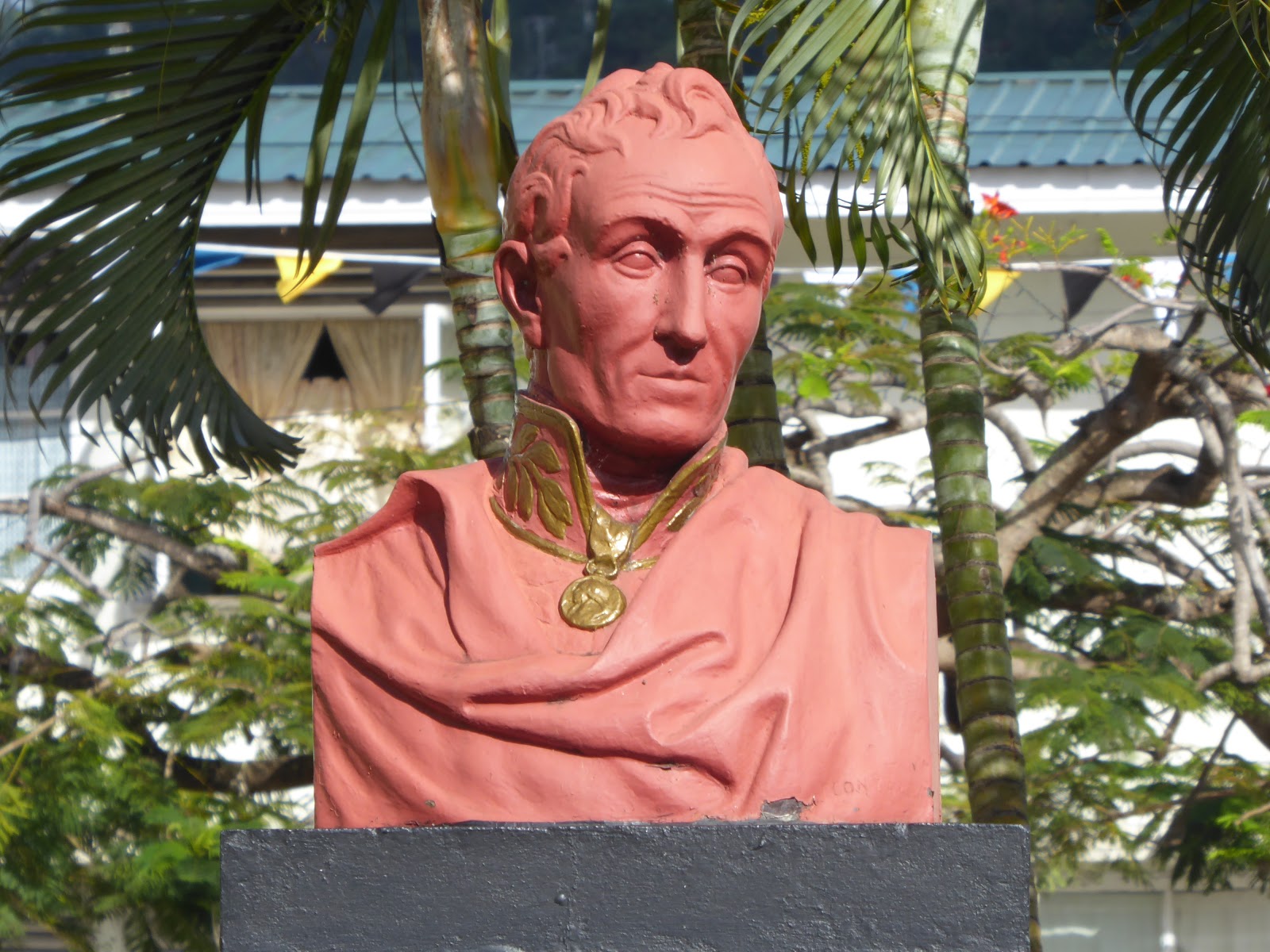 Photo-ops: Statue of Historic Figure - Simón Bolívar Castries, St. Lucia
