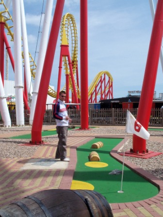 The Ham and Egger Files: Crazy Golf at Fantasy Island in Ingoldmells ...