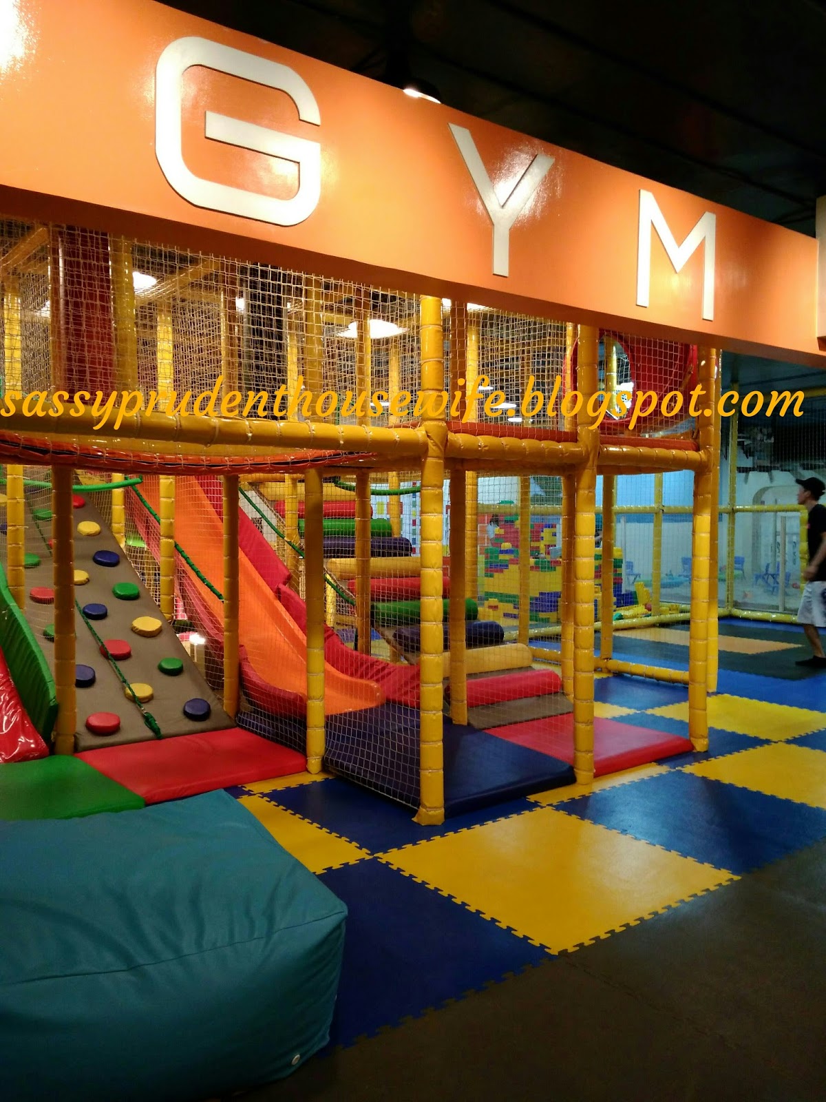 Sassy Prudent Housewife: Fun City: Play Time inside Ali Mall, Cubao
