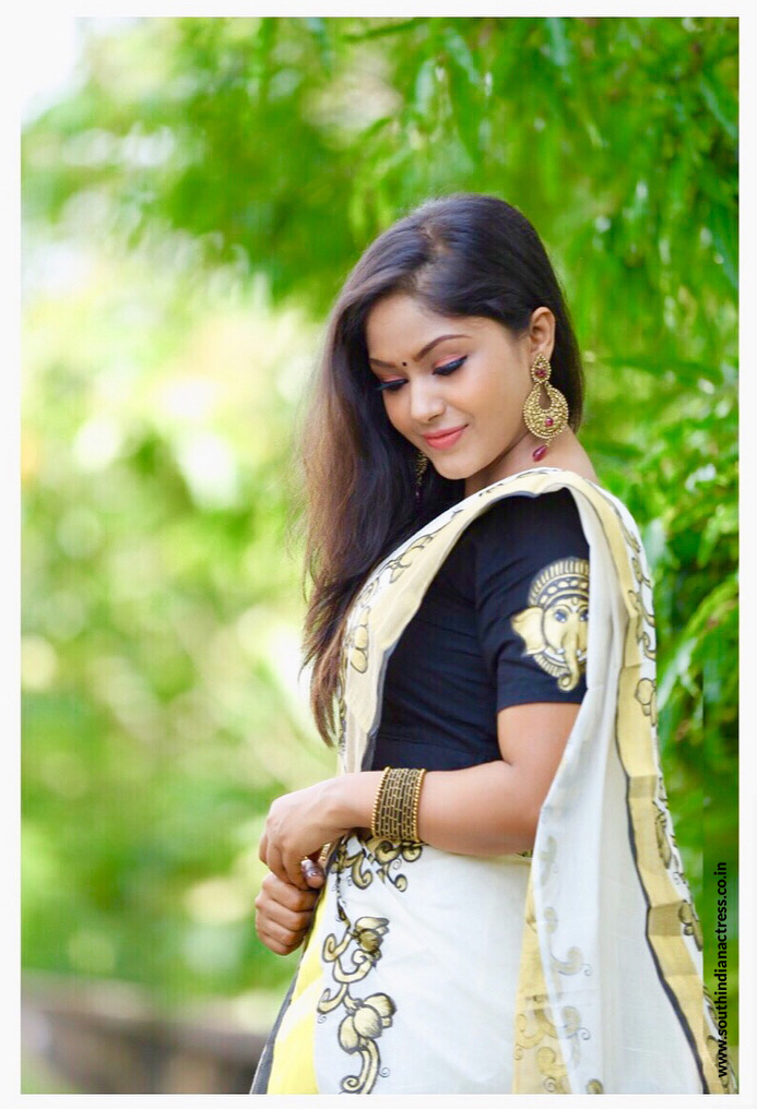 Shritha Sivadas in Kerala Saree - South Indian Actress