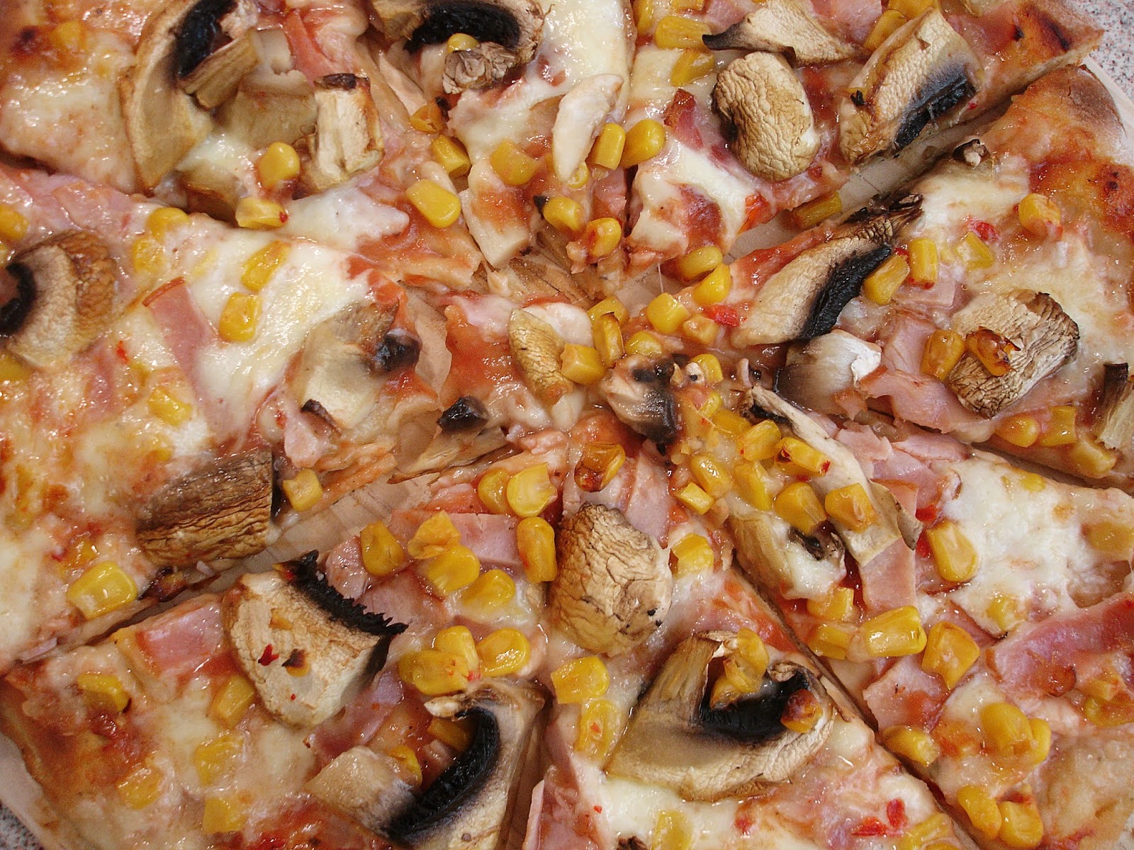 Pizza (Πίτσα Μαργαρίτα) Ζυμάρι με φυσικό προζύμι