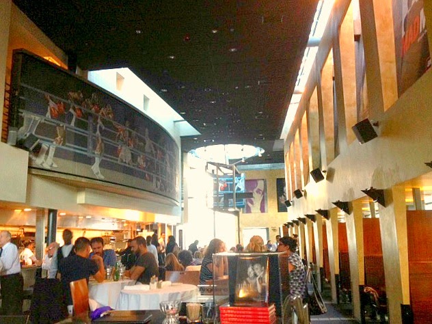 L.A. Is My Beat: Kate Mantilini's, Beverly Hills - The Last Days