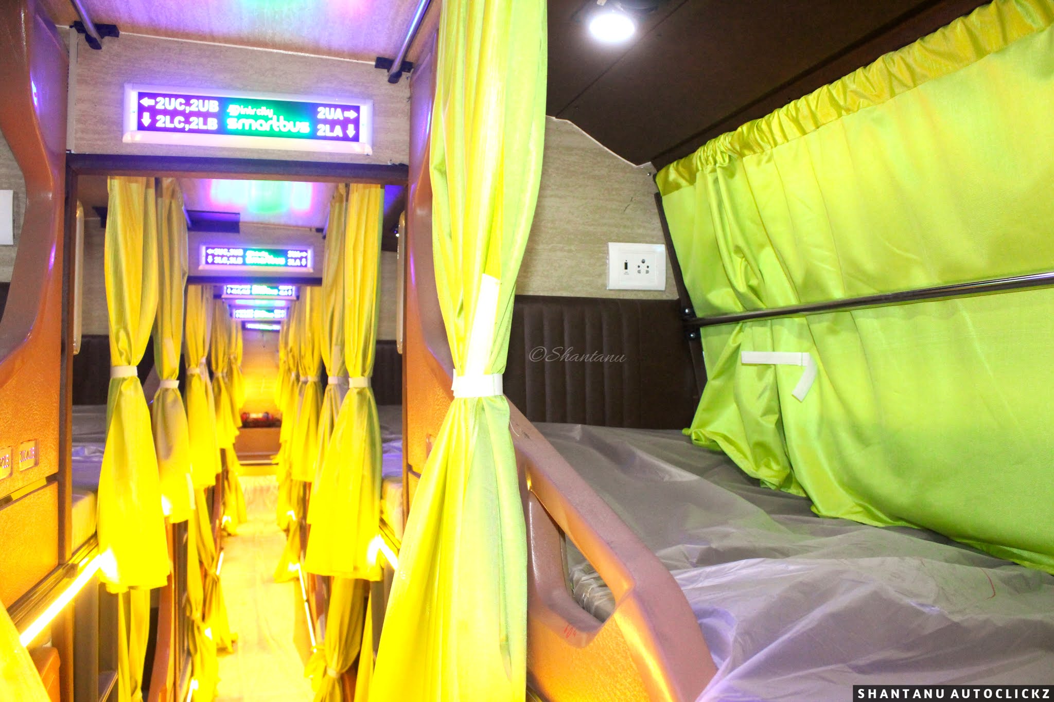 Shantanu Autoclickz: Exclusive! Siddaganga Tours & Travels - Intrcity ...