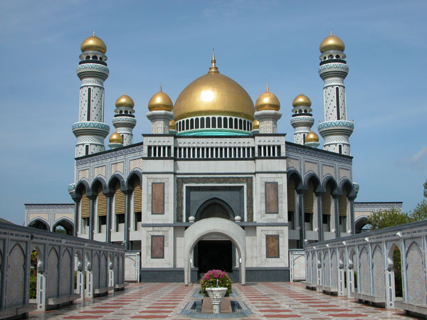 Architecturally Beautiful Mosques (Masjids) Around the World