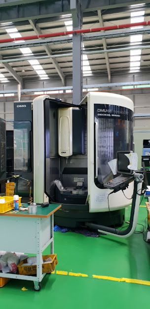 Global Machine USA: DMG dmu65 MonoBlock 5-axis Machining Center