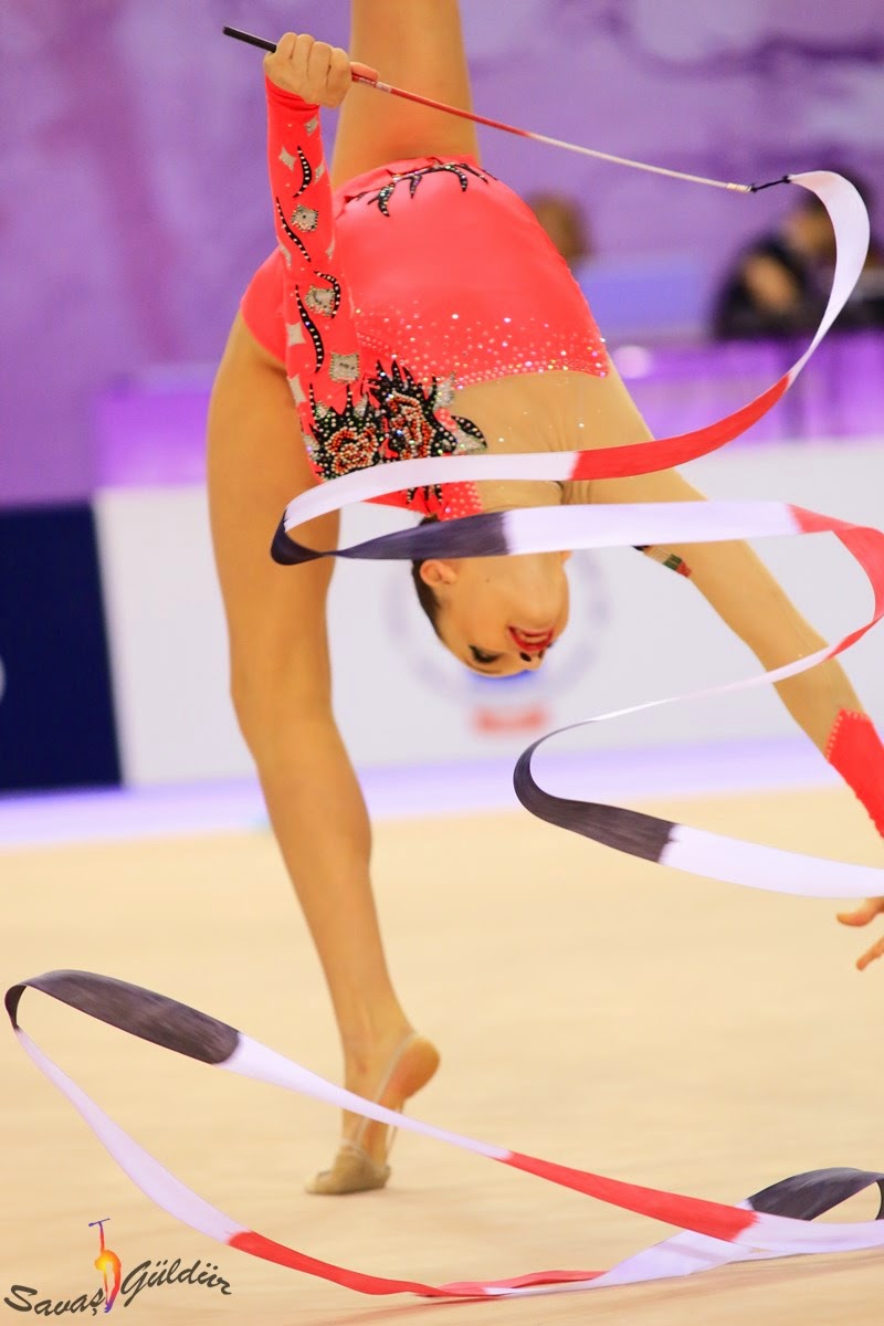 ХУДОЖЕСТВЕНА ГИМНАСТИКА И СРОДНИ СПОРТОВЕ • Виж темата Радина Филипова