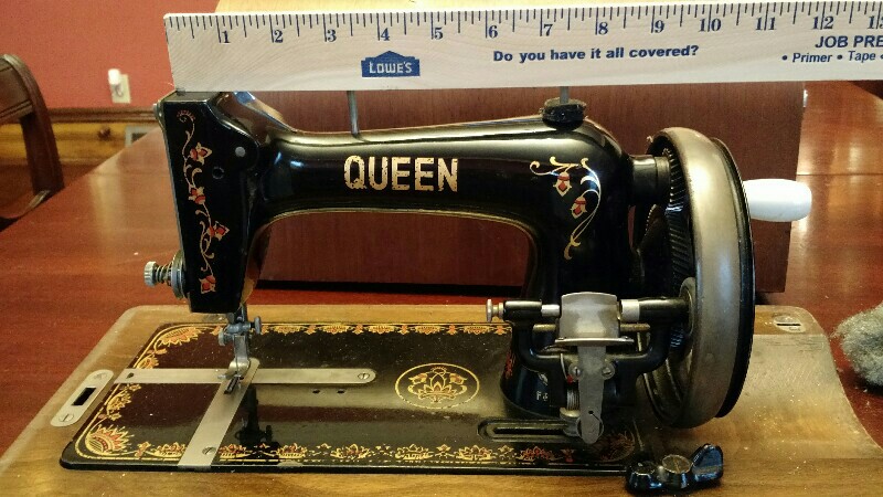 1893 Victorian Farmhouse: Queen German Sewing Machine